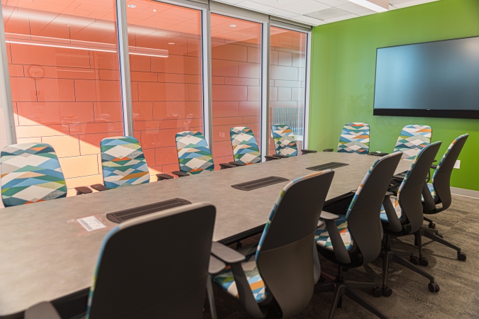 Arts & Computational Sciences Conference Room | Campus Furniture Program